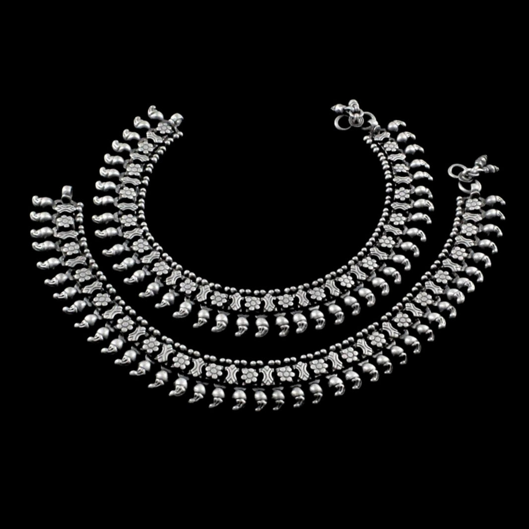 Chandi ki Payal designs at genuine prices| Latest Silver Payal designs ...